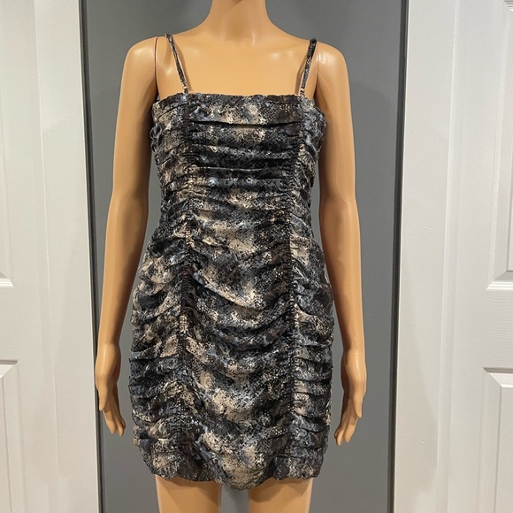 J.O.A. | Dresses | Joa Just One Answer Taupe Black Blue Jacquard Ruched ...